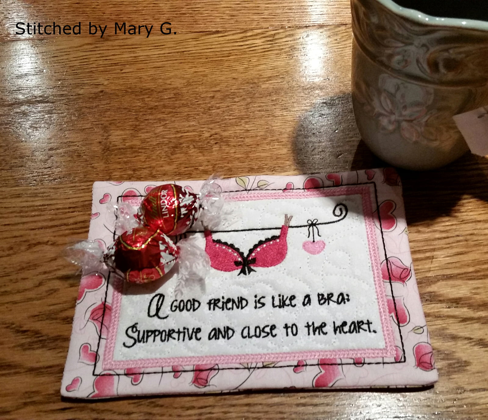 Friend Mug Rug · Oma’s Place Machine Embroidery Designs