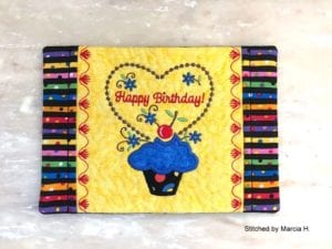 Cupcake Mug Rug (5×7) · Oma’s Place Machine Embroidery Designs