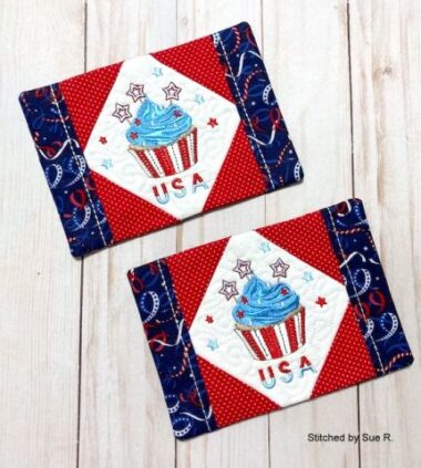 USA Cupcake Mug Rug (5×7) · Oma’s Place Machine Embroidery Designs